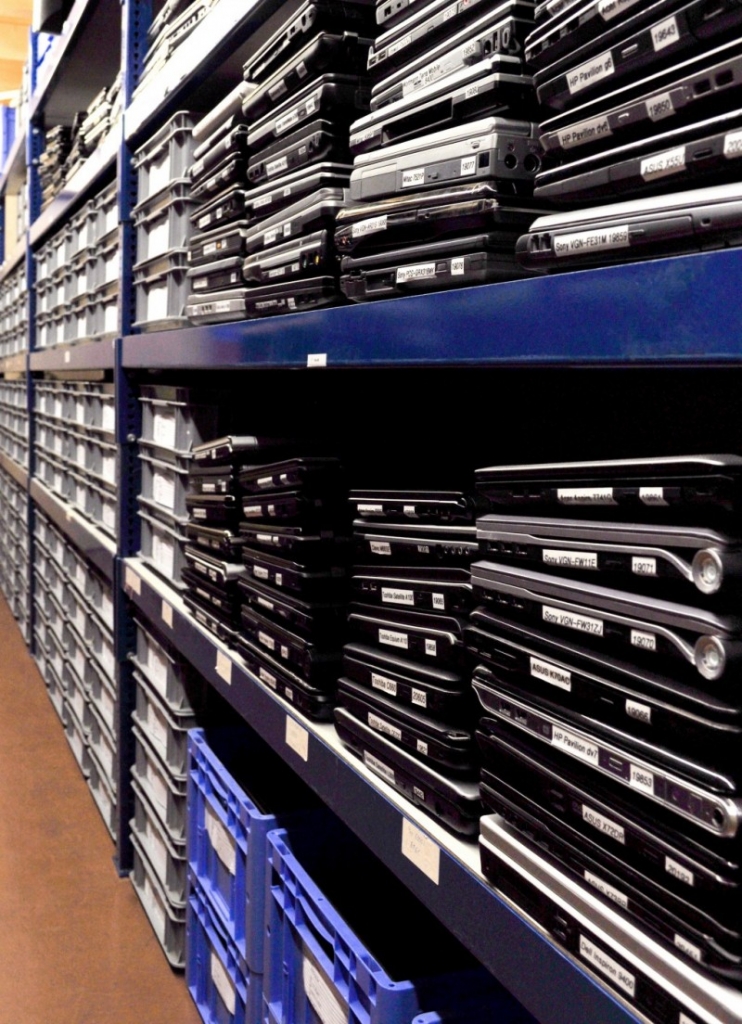 Notebook Lager IPC-Computer • Notebook-Doktor.de